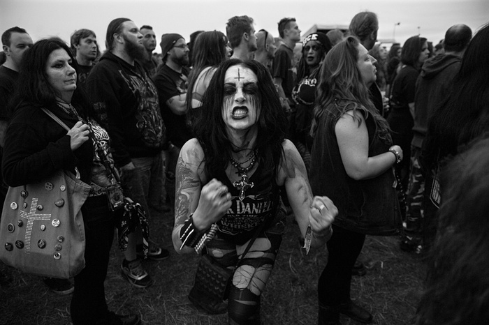 7 Struggles Only Metal Fans Face At Music Festivals - Festival Sherpa ...